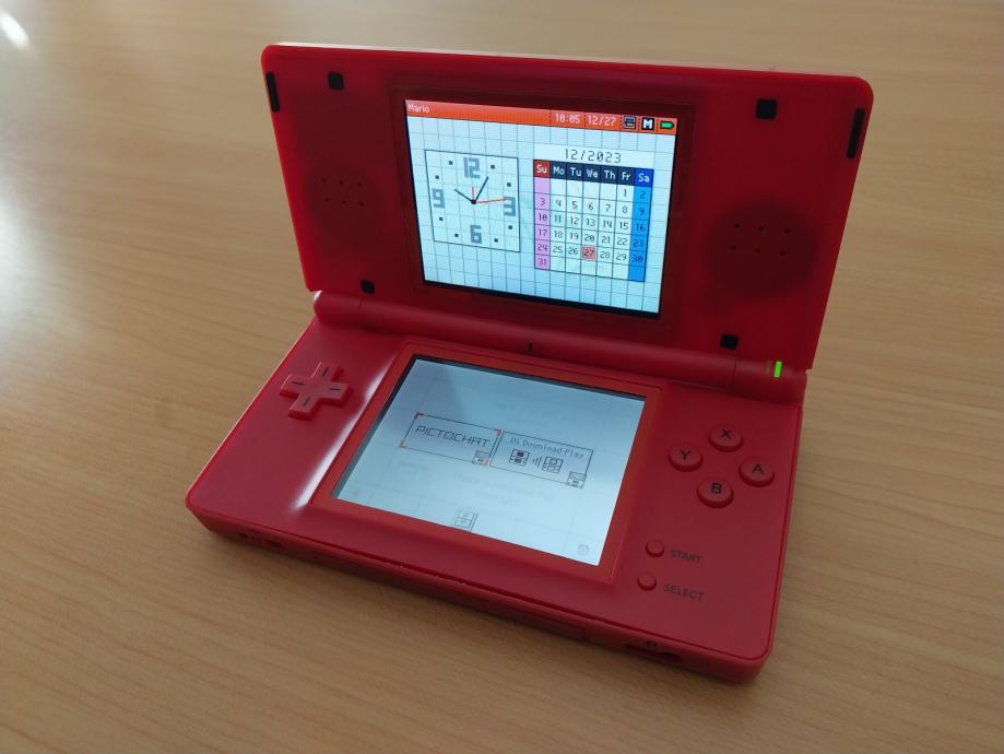 Nintendo DS Lite (Mario Red Edition)
