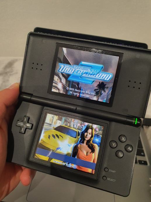 Nintendo DS Lite
