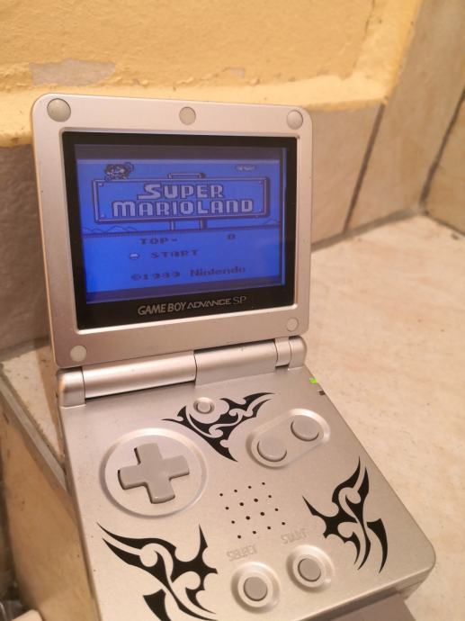 NINTENDO GAME BOY ADVANCE SP TRIBAL LIMITED EDITION SILVER