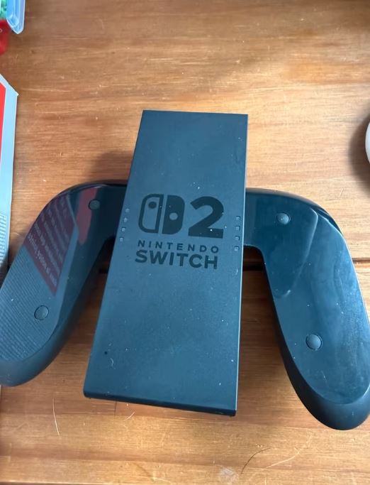 Nintendo Switch 2 + Pro Controller