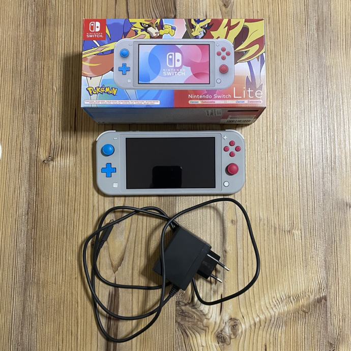 Nintendo Switch Lite - Zacian & Zamazenta Pokemon Limited Edition