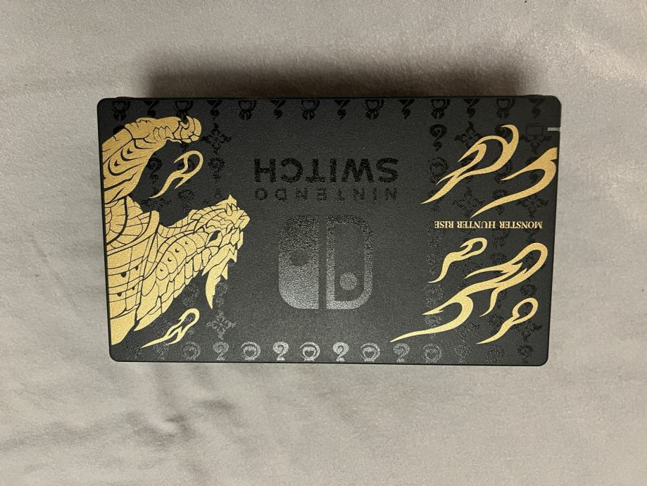 Nintendo switch - MONSTER HUNTER COLLECTORS + oprema