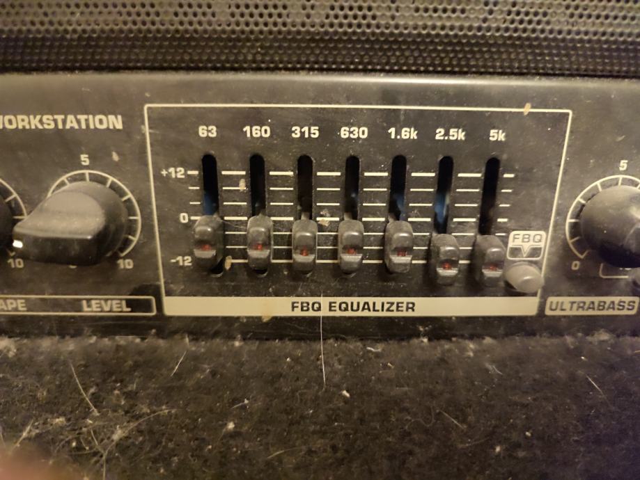 Bas zvočnik Behringer Ultrabas BXL 900 A