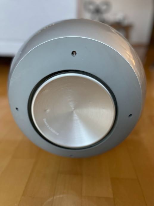 Bowers & Wilkins PV1 srebrn