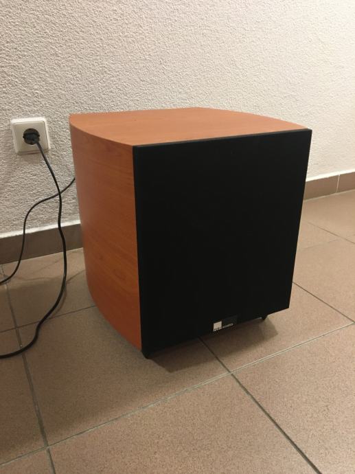 Odličen subwoofer Pure Acoustics RB 1150