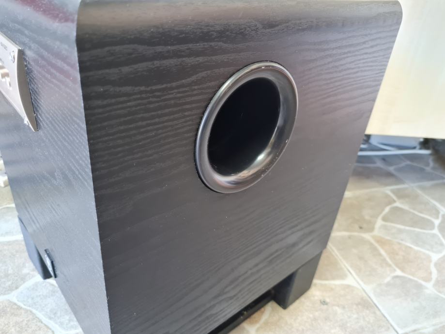 YAMAHA YST-SW320, aktivni subwoofer, 250 W