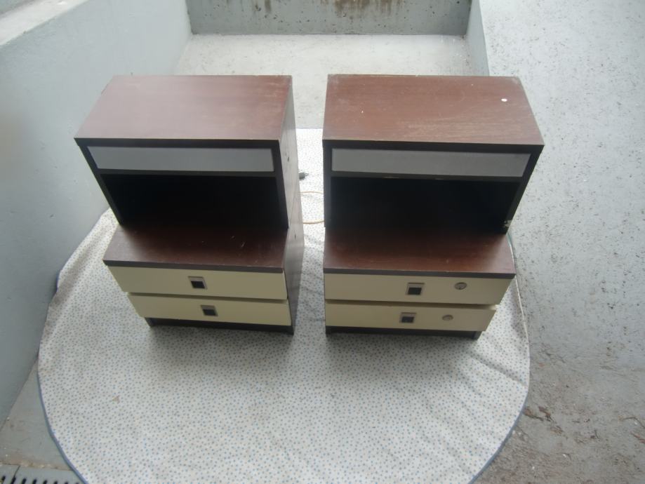 NOČNA OMARICA ZA SPALNICO