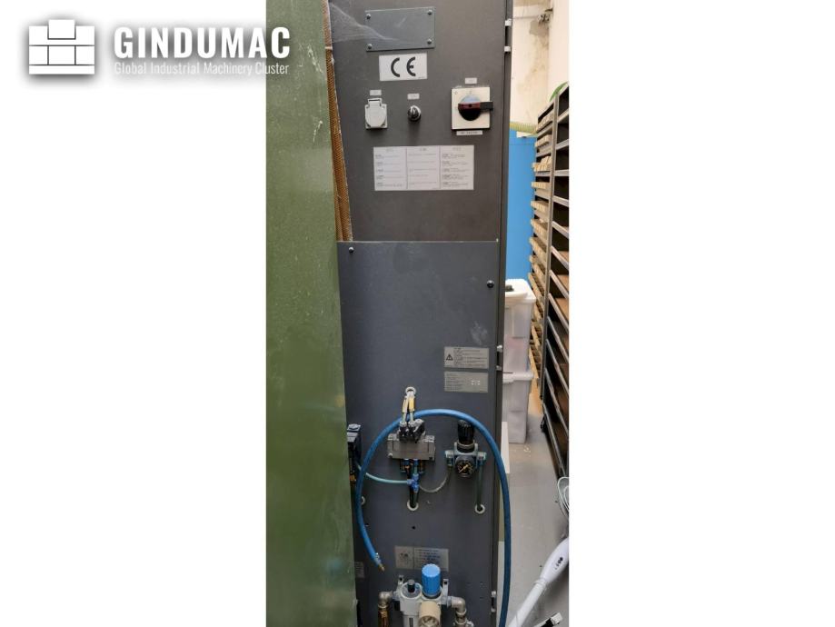 Chiron FZ18 Vertical Machining center