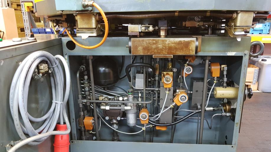 Dodelavni stroj RISMATIC