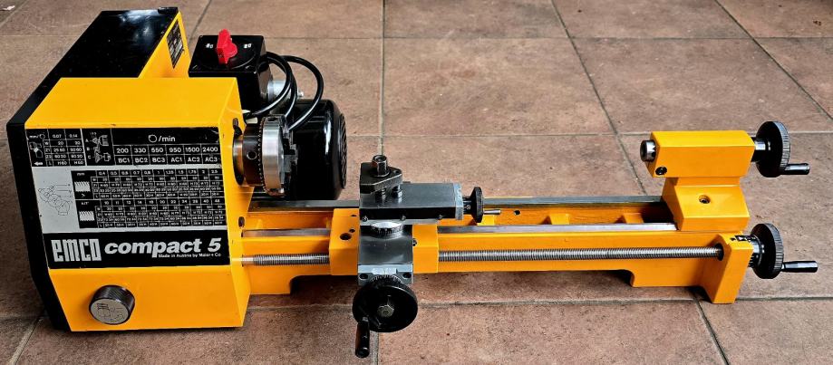 Emco Compact 5 struznica
