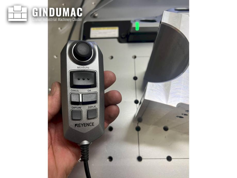 KEYENCE XM-C1000 Measuring machine