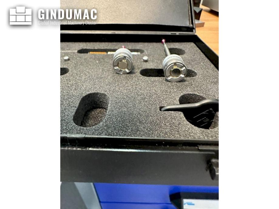 Mitutoyo Quick Vision Apex Measuring machine