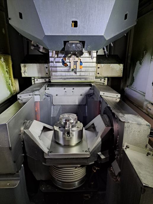 Obdelovalni center Brother M140x2