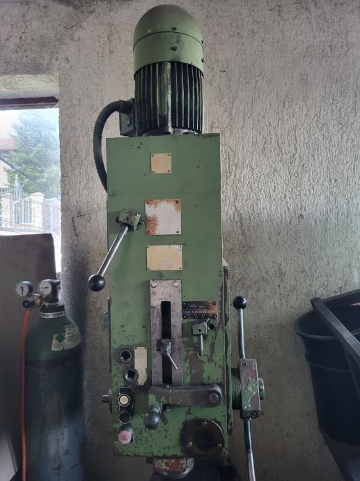 Prodam stebelni vrtalni stroj DALMASTROJ SB30