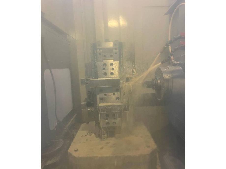 rezkalni center Leadwell LCH-500