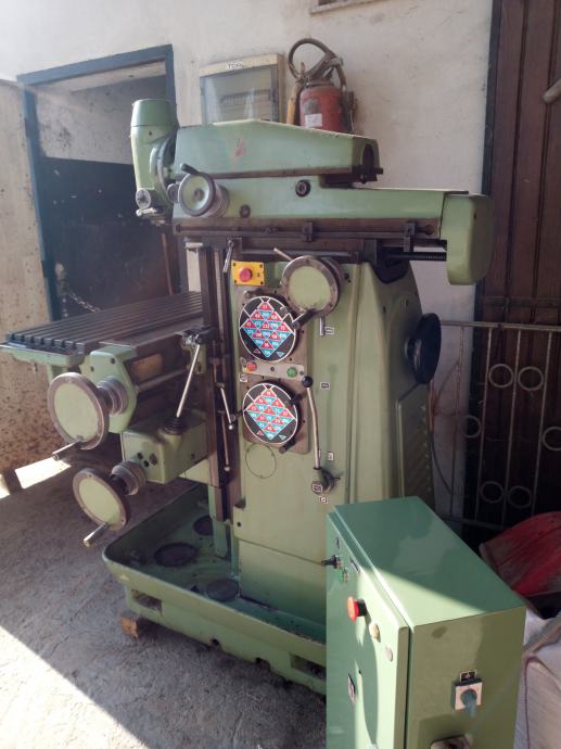 Rezkalni stroj PRVOMAJSKA ALG 200b