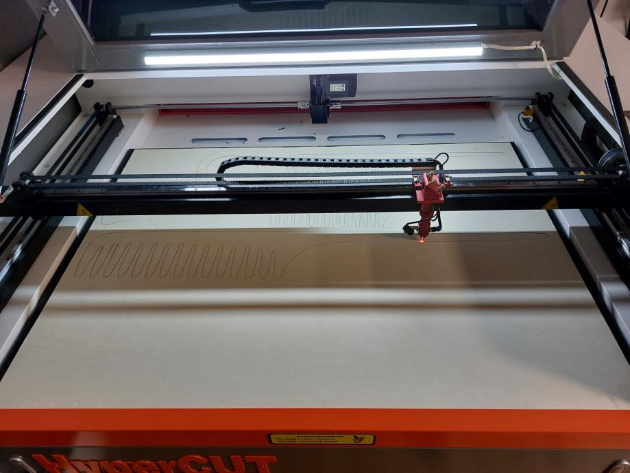 LASERSKO GRAVIRNI STROJ - CO2 LASER 100W - PROTEC PRO 1390s
