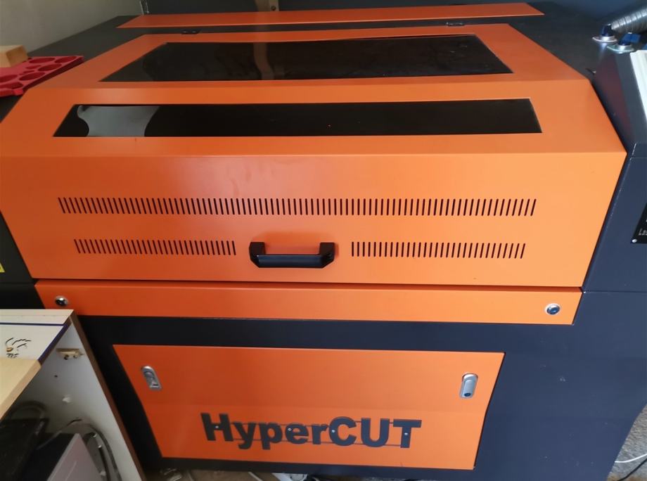 Hypercut PRO 6090 lasersko gravirni stroj