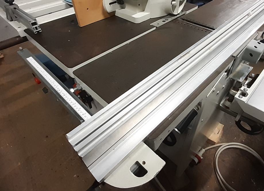 Kombinirka 5 operacij SCM/Mini Max Lab 300 N