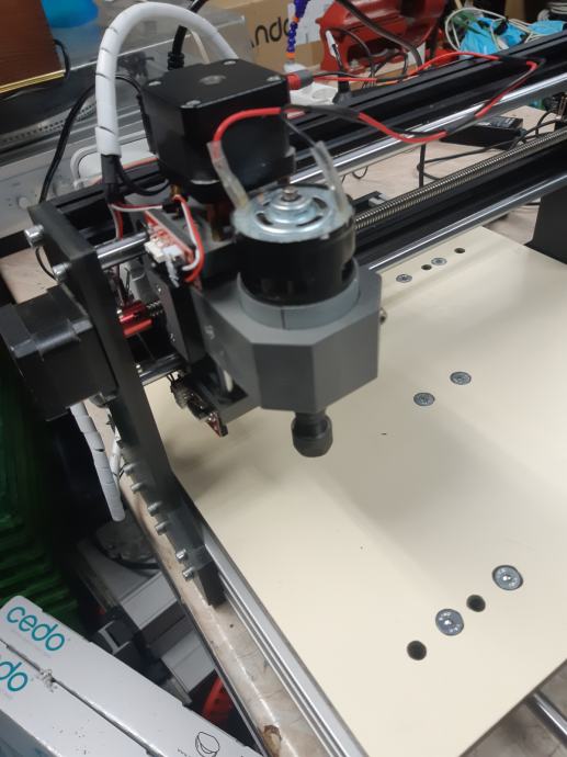 mali cnc 30x30 z grbl controlerjem