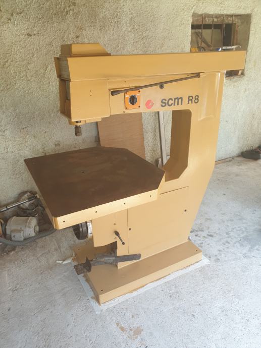 VISOKO TURNI MIZNI REZKAR . SCM R8