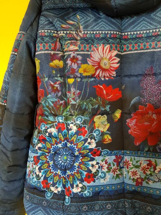 101 IDEES NOVA MODRO CVETLIČNA BUNDA 44