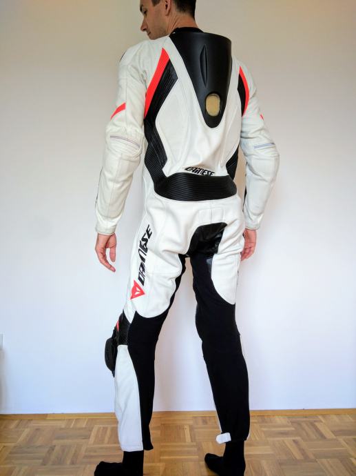 Dainese kombinezon LAGUNA SECA EVO enodelni mera 110 (56 podaljšan)