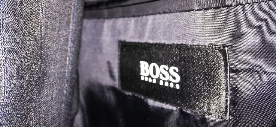 Obleka HUGO BOSS št. 50
