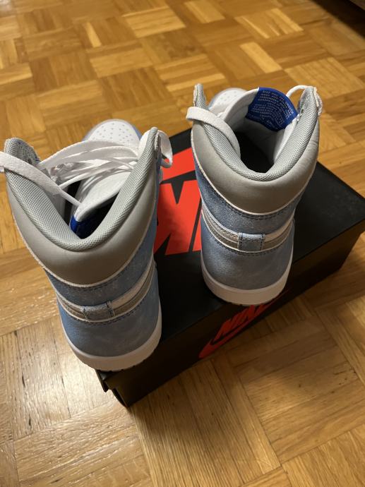 Air Jordan 1 Retro High Hyper Royal Smoke Grey št. 42