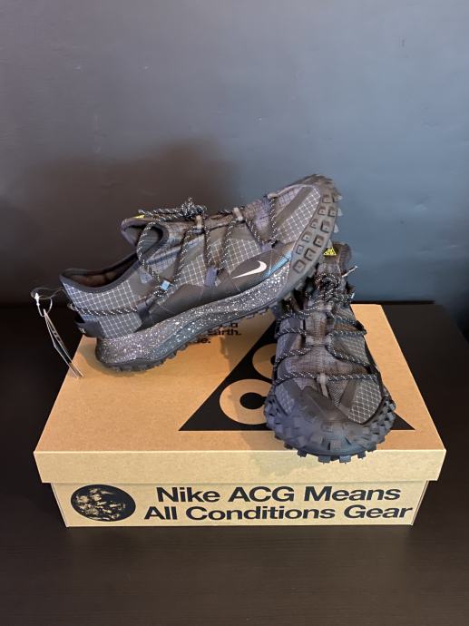 Nike ACG Mountain Fly Low GoreTex Black Volt (2022)