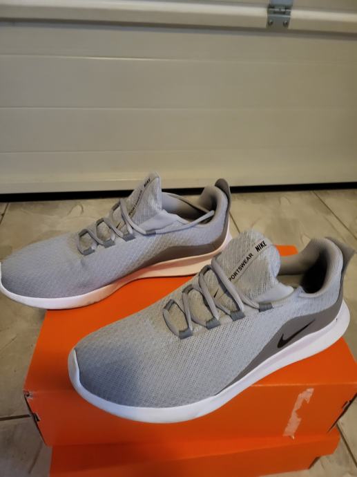 Nike copati, št.46