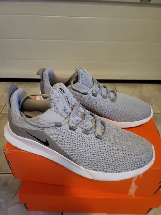 Nike copati, št.46