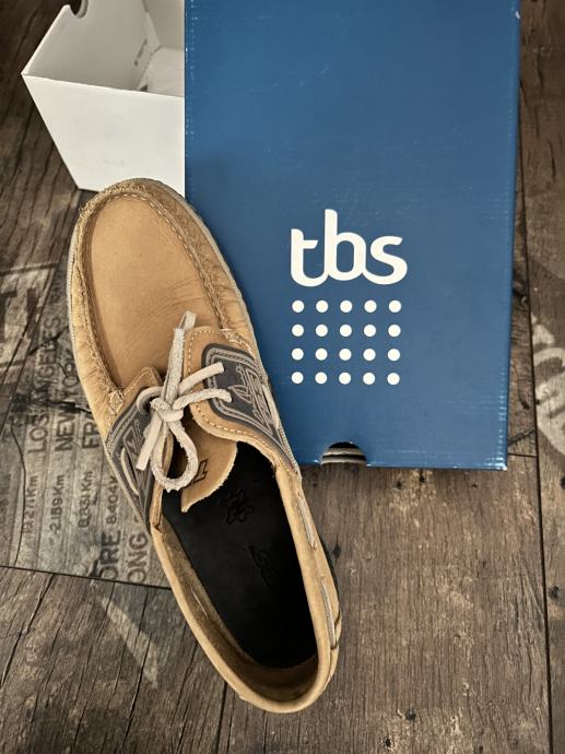 TBS 44