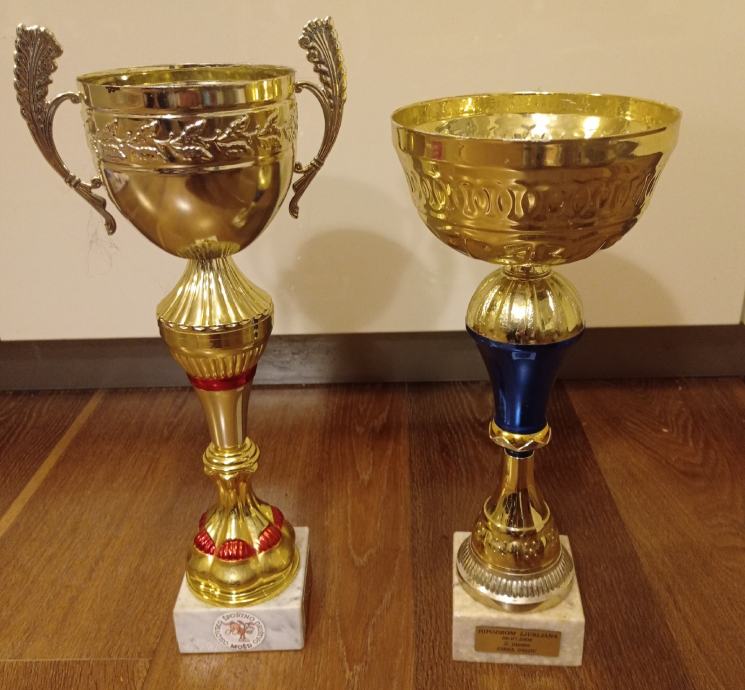 Pokal , 2 pokala