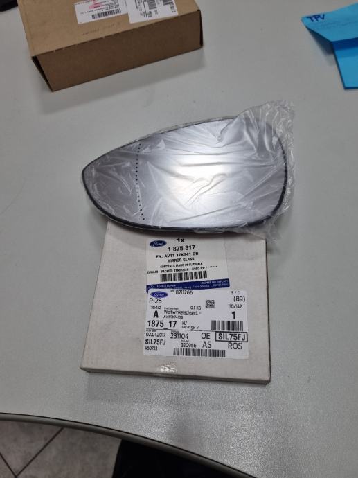 steklo ogledala ford b-max