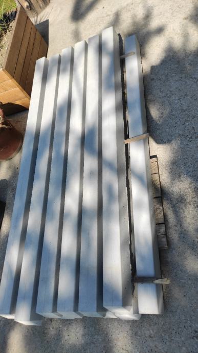 betonski stebri za ograjo