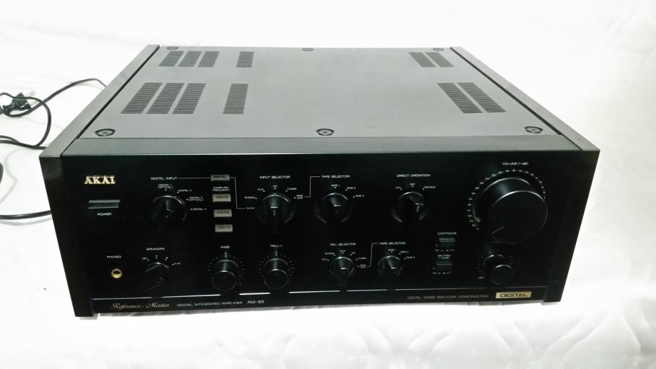 AKAI Referenc Master AM-93