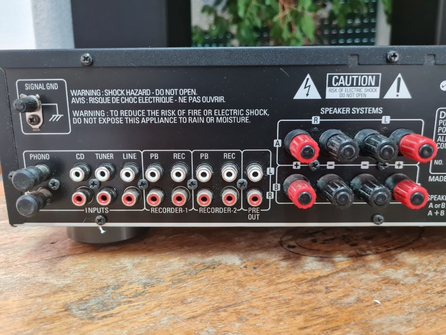 DENON PMA-710AE, stereo ojačevalec