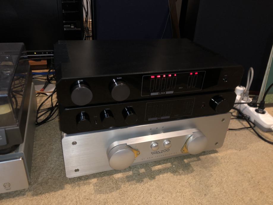 LINX NEBULA UK High End integrated mosfet amplifier UK