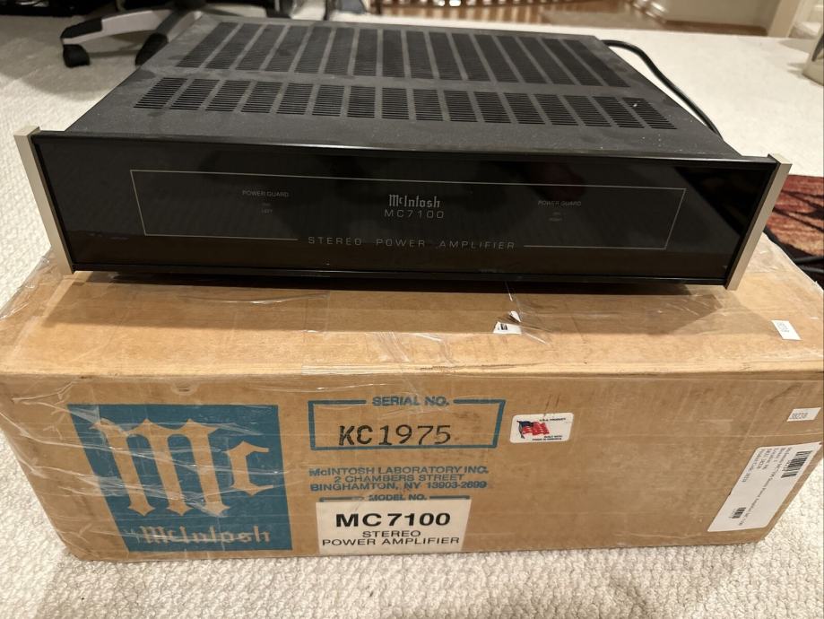 MCINTOSH MC-7100 ojačevalec moči