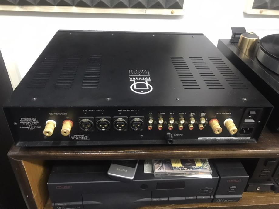 Primare 301 - dual mono ojačevalnik s Phono MM/MC kartico