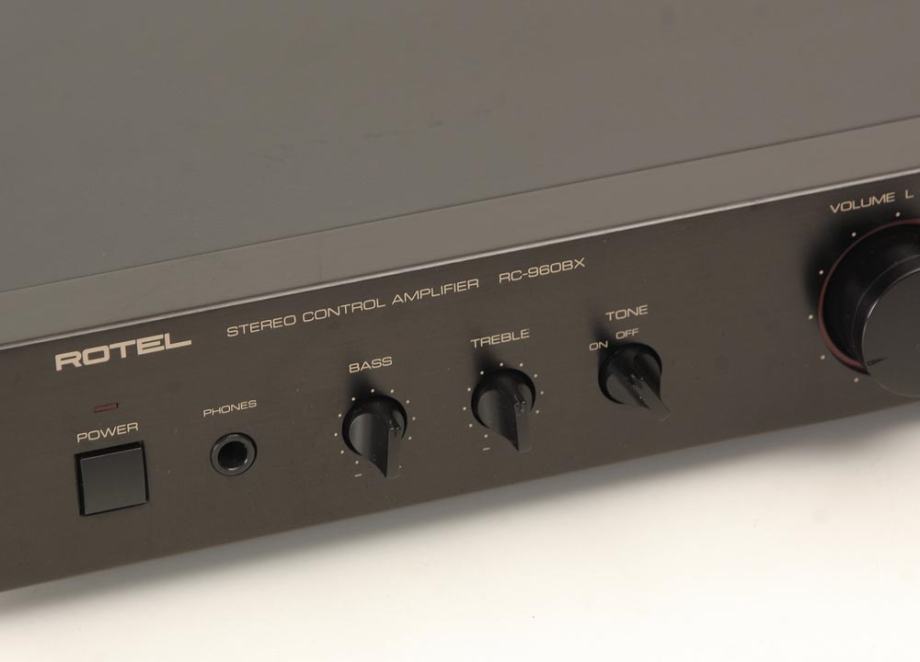 Prodam predojačevalec ROTEL RC-960 BX