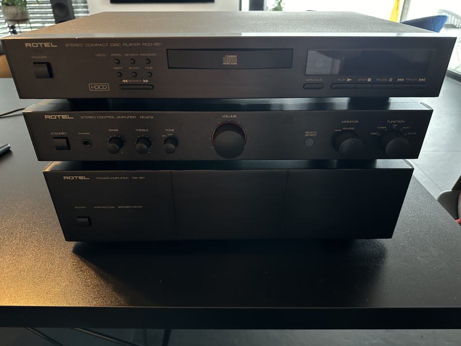ROTEL HI-FI KOMPONENTE, prvi lastnik, odlično ohranjene, kot nove