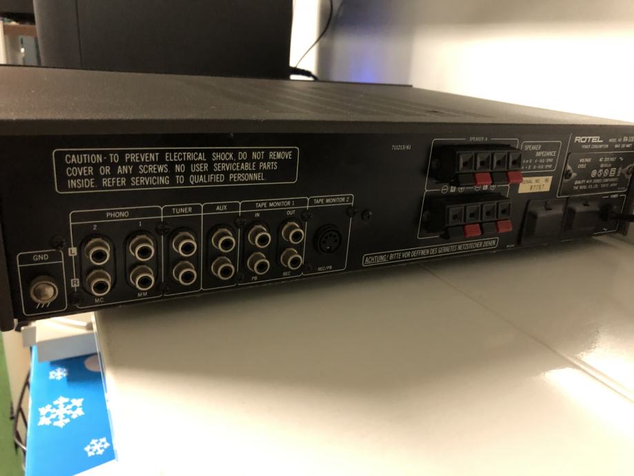 Rotel RA-1000 Stereo Hifi ojačevalec