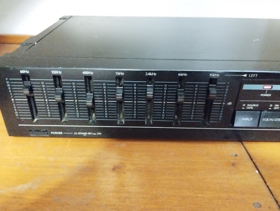 SANSUI SE-300 EQUALIZER