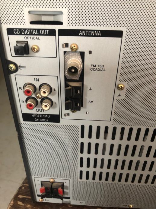 Sony Hi-fi RX70 stolp