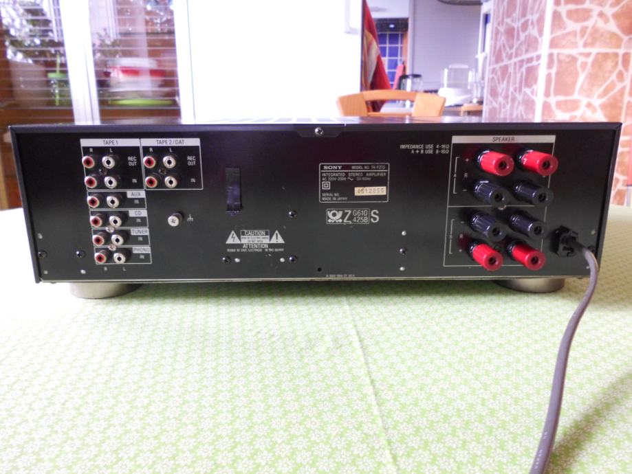 SONY TA-F270 , integrirani ojačevalec,brezhiben,PRODAM