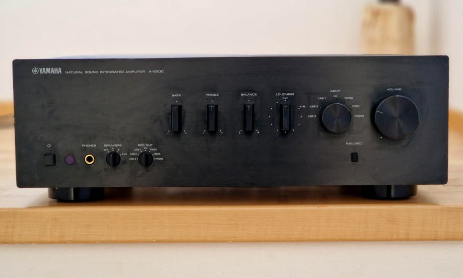 Yamaha AS 500 ojačevalnik