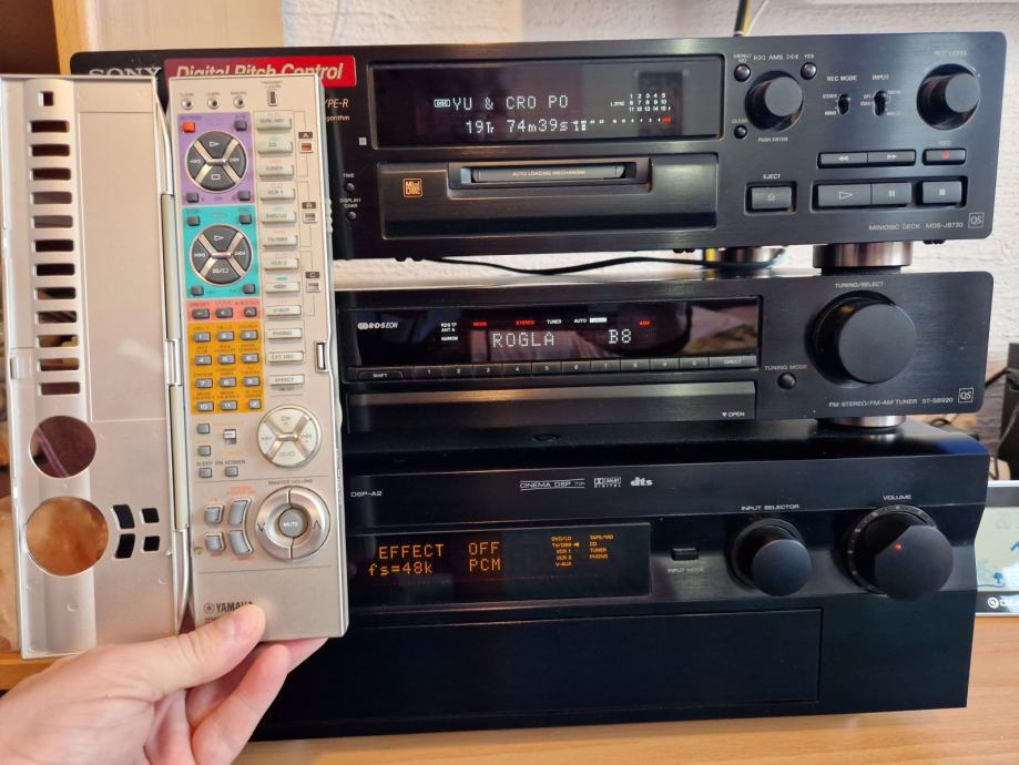 YAMAHA DSP-A2 surround receiver, MINI DISC SONY IN TUNER SONY