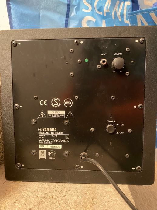 Yamaha NS-SW100 10 100W Powered Subwoofer